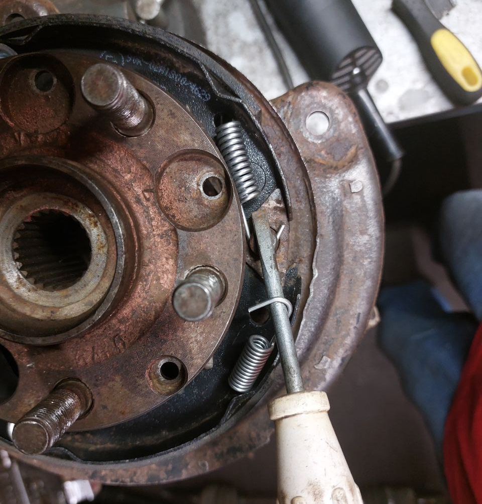 Техническое: Задние тормоза 274мм 1-pot, от Impreza GP7 — Subaru Impreza (GC/GF), 2 л, 1997 года ...