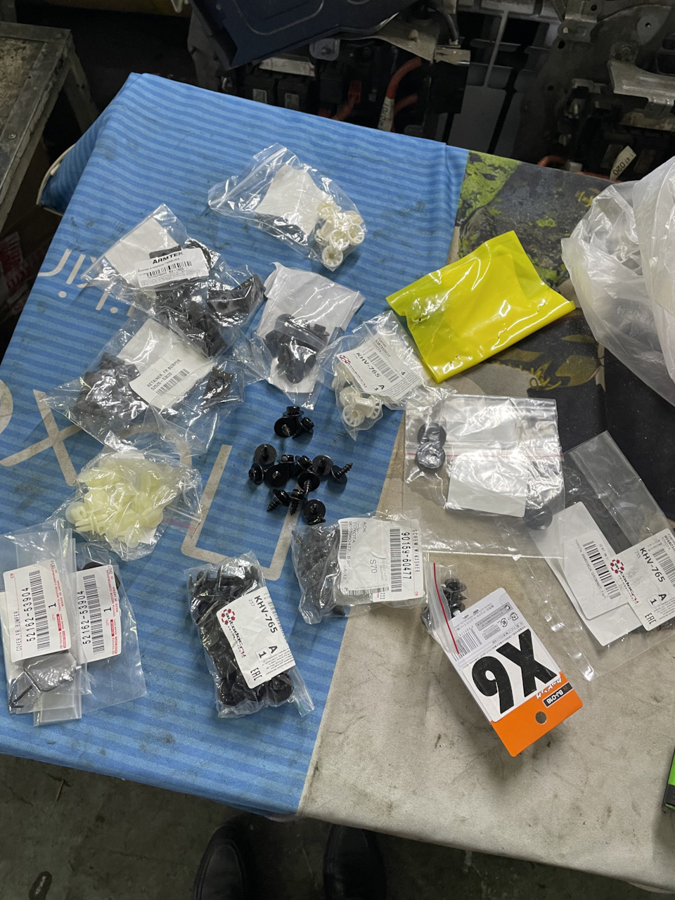 5216253904 Заглушка заднего бампера TOYOTA LEXUS | Запчасти на DRIVE2