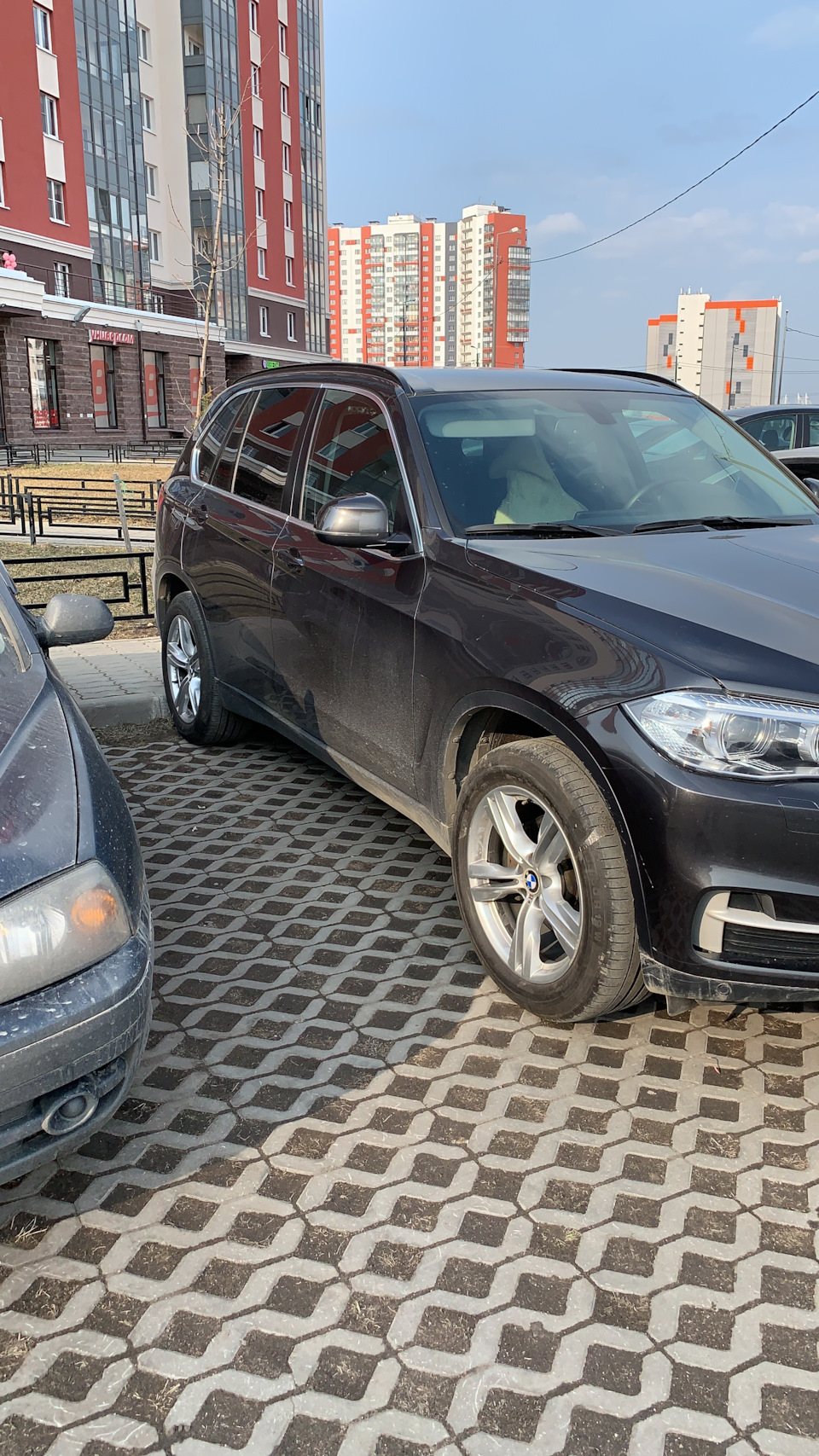19 на лето, маленькие ( — BMW X5 (F15), 3 л, 2018 года | колёсные диски ...
