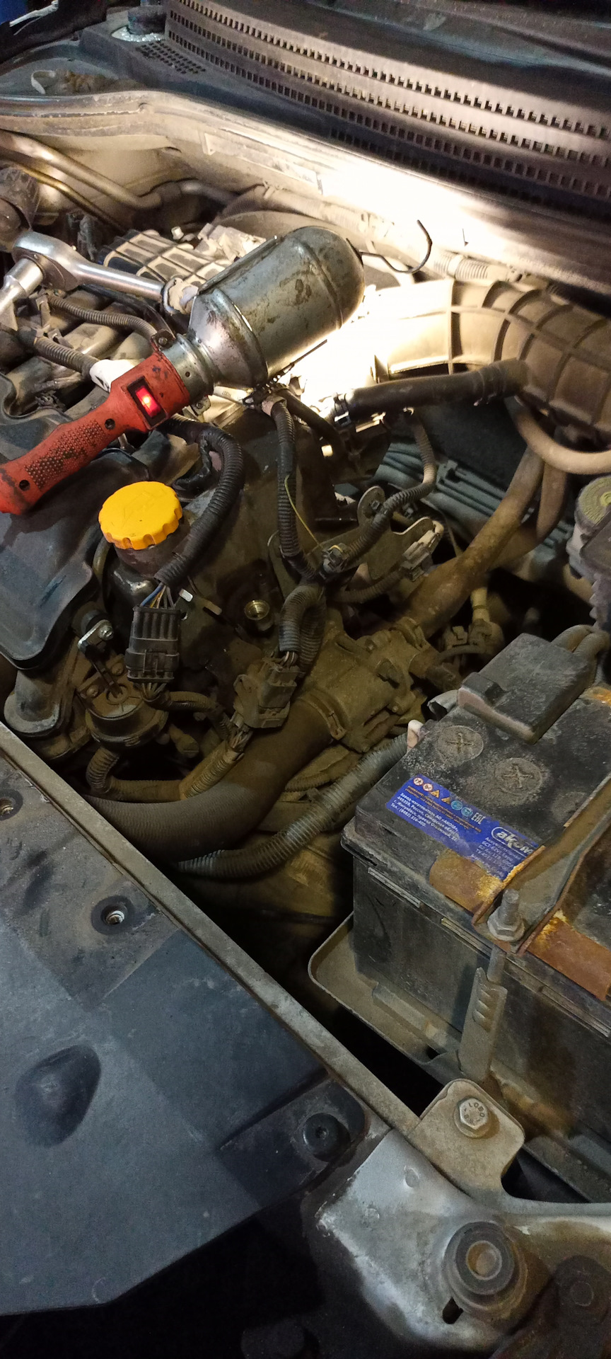 Замена гидрокомпенсаторов. — Lada Vesta (1G), 1,6 л, 2016 года ...