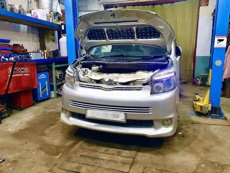 . Замена прокладок. Чистка. — Toyota Voxy (2G), 2 л, 2009 года | визит ...