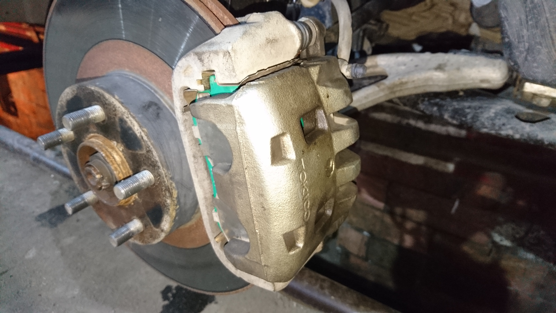 Постепенно приезжают тюнячки) — Subaru Legacy (BC/BJ/BF), 2 л, 1992 ...