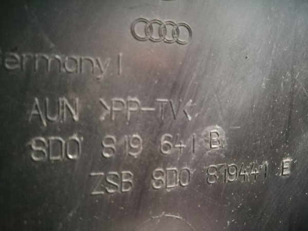 корпус салонного фильтра от А4 Б5 на ауди 80 б3 — Audi 80 (B3), 2 л ...