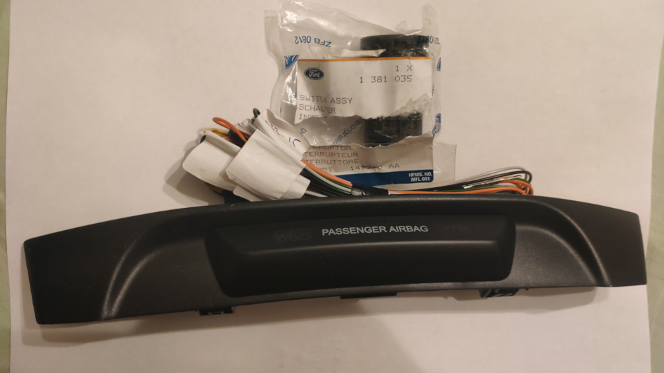 Установка отключения подушки безопасности пассажира — Ford Focus III ...