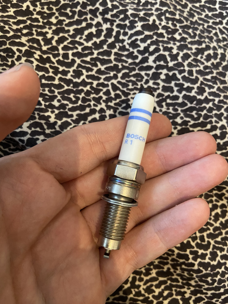 Свечи Bosch 0241135520. Оригинал? — Volkswagen Polo Sedan, 1,6 л, 2018 ...