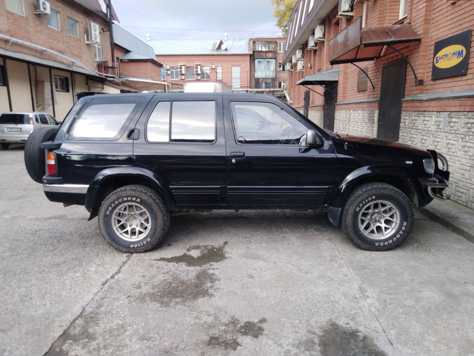 12. Установка лифт комплекта SFD 50мм — Nissan Terrano R50, 3,3 л, 1996 ...