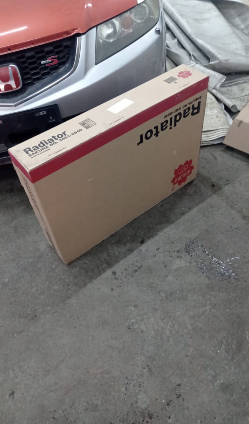 34618540 Радиатор TOYOTA CAMRY 2.5 A/T 11-16, SAKURA | Запчасти на DRIVE2