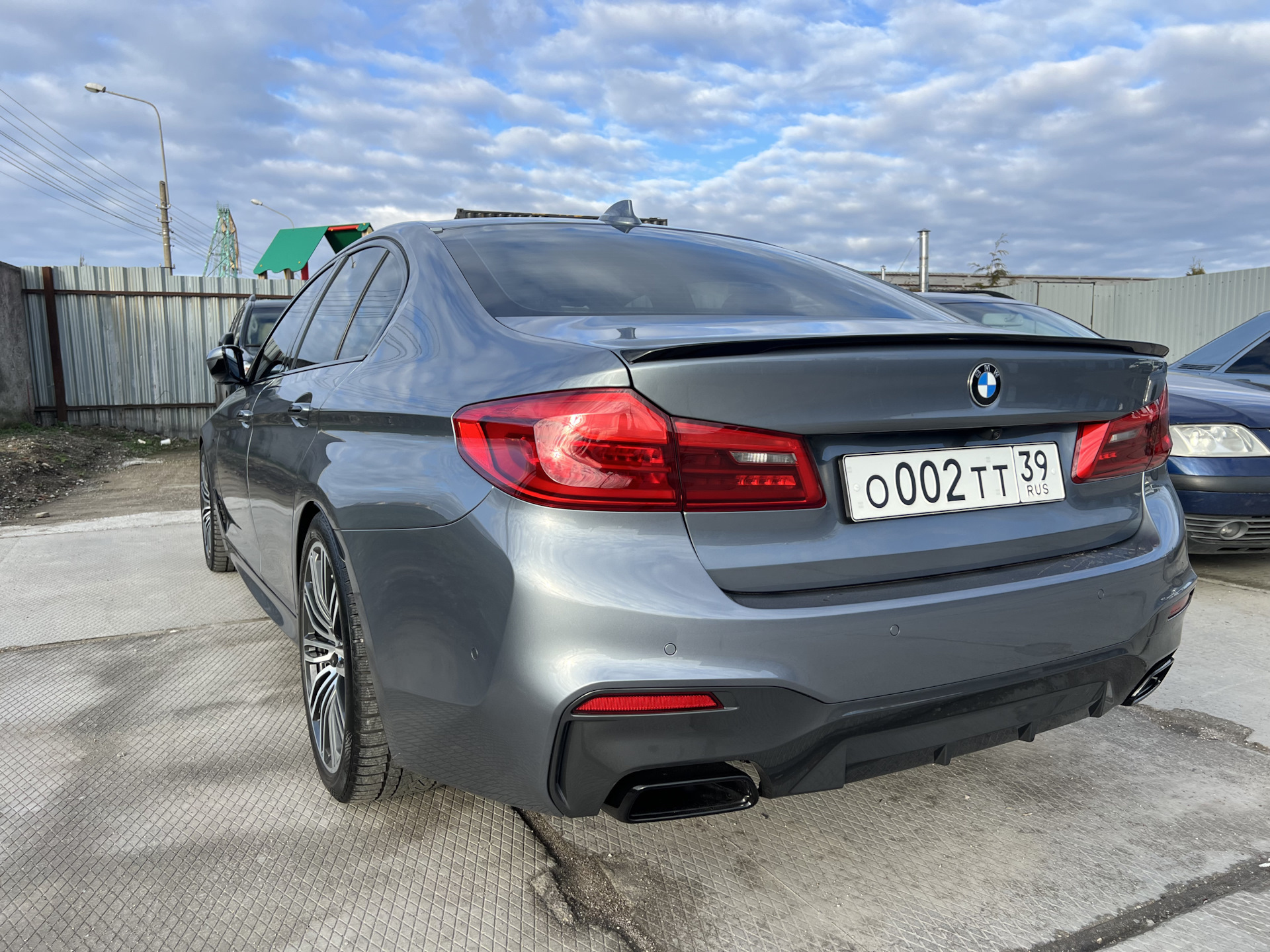 Обновил заднюю часть — BMW 5 series (G30), 3 л, 2017 года | тюнинг | DRIVE2