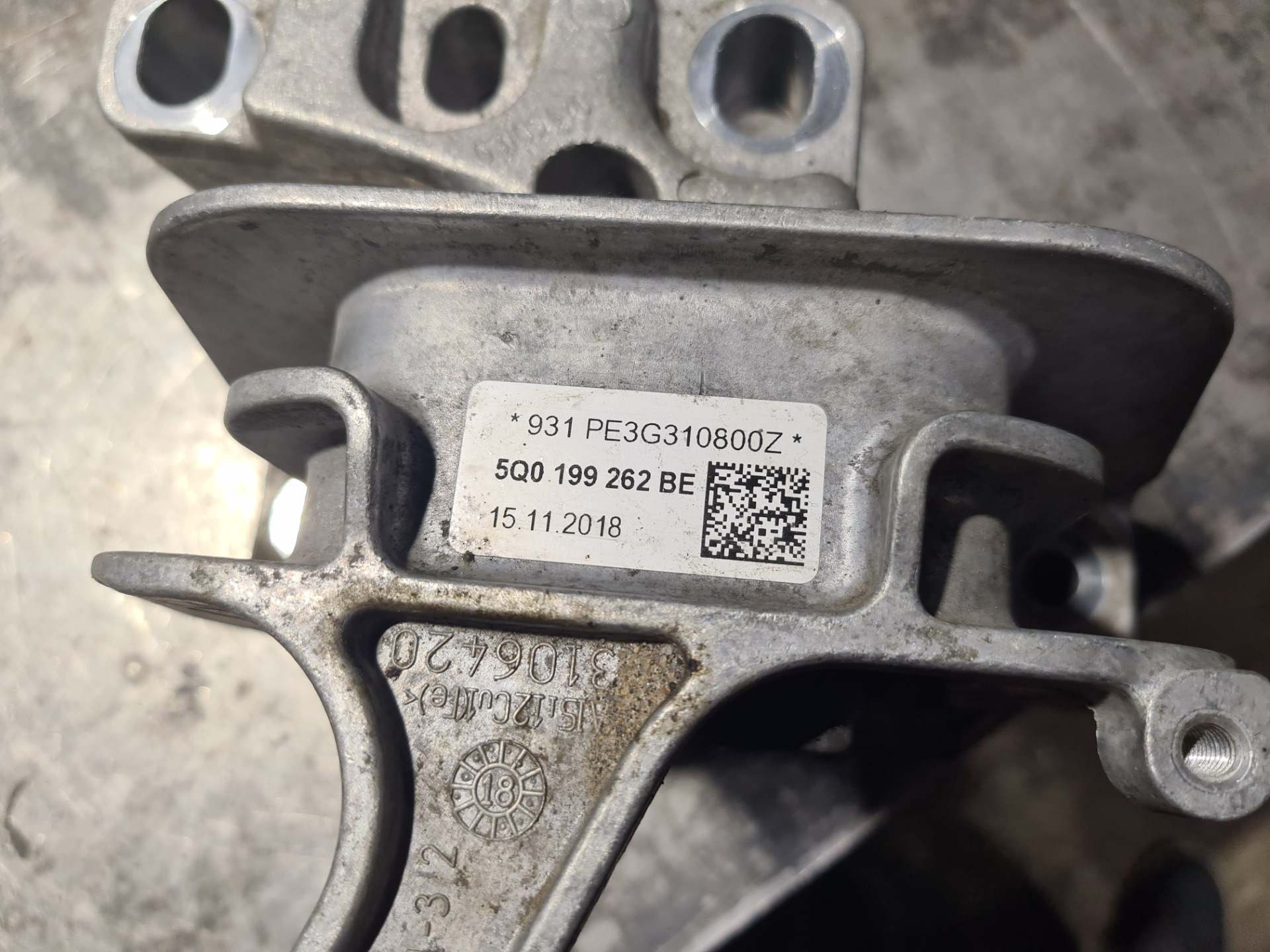 Замена подушек продолжается. — Volkswagen Tiguan (2G), 1,4 л, 2019 года ...