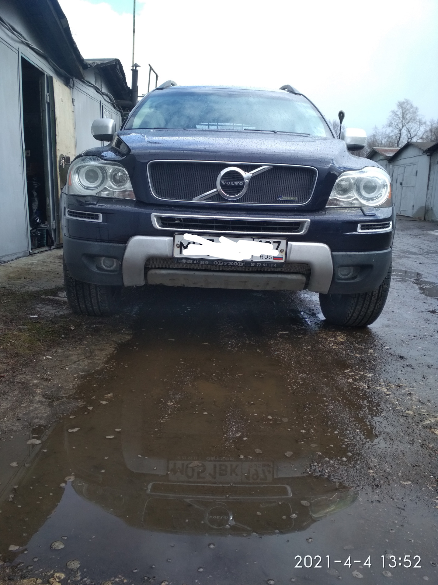 Эмблема в решетку — Volvo XC90 (1G), 2,5 л, 2010 года | тюнинг | DRIVE2