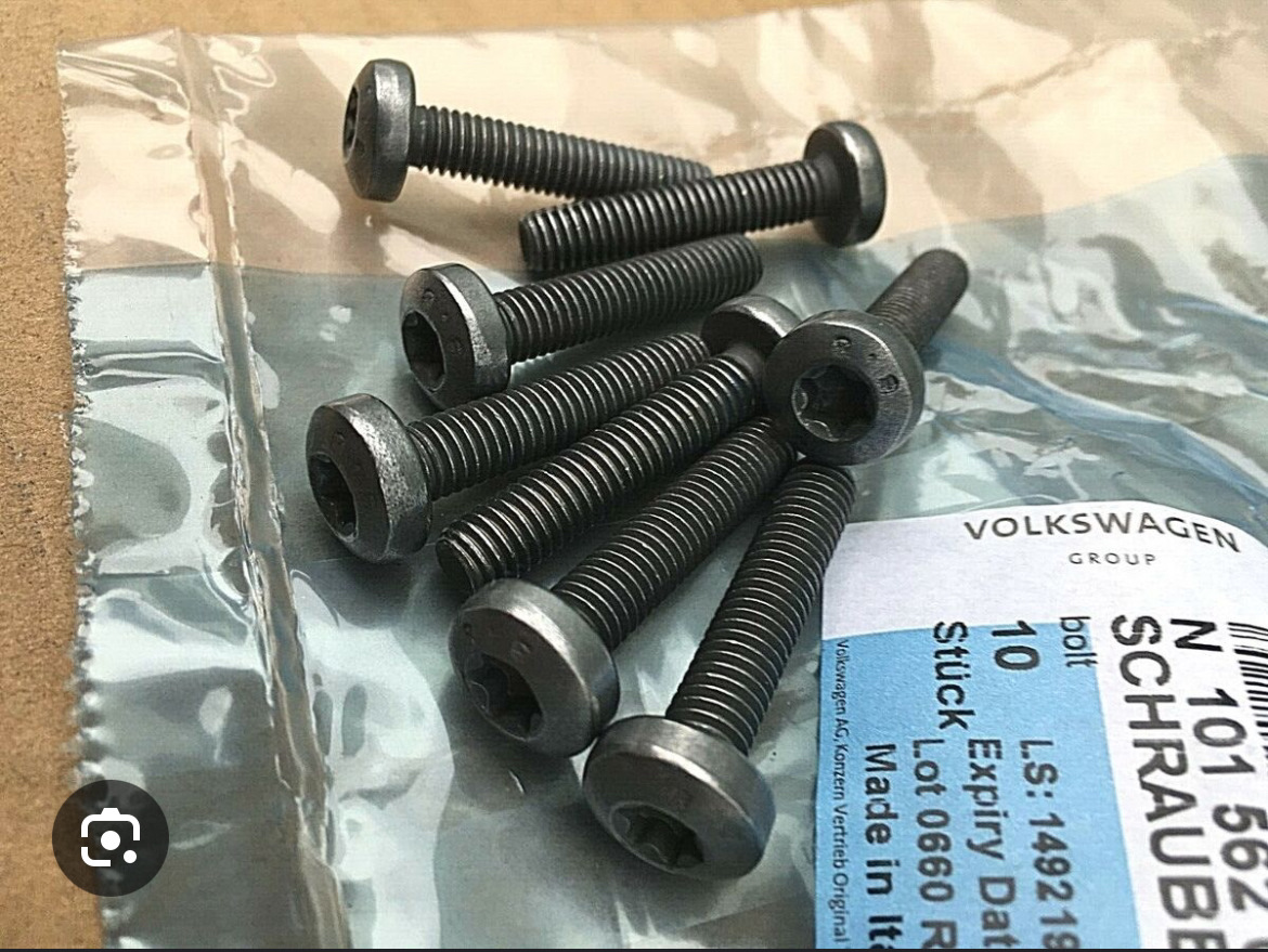 А4 b9. Замена масла в гидравлической части DL382-7Q с фильтрами. Part 1 ...