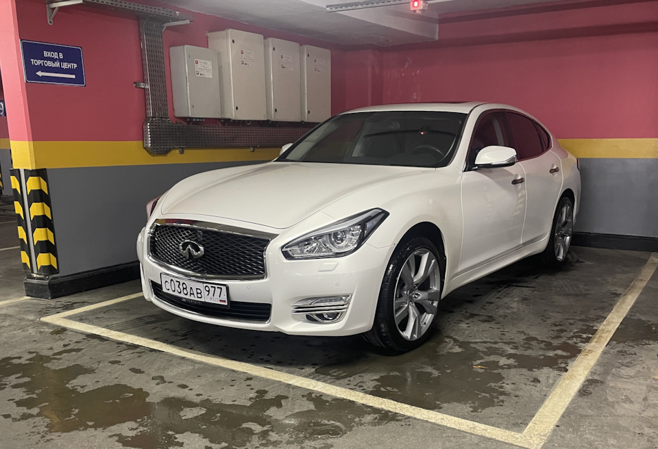 Колеса r20 — Infiniti Q70, 3,7 л, 2016 года | тюнинг | DRIVE2