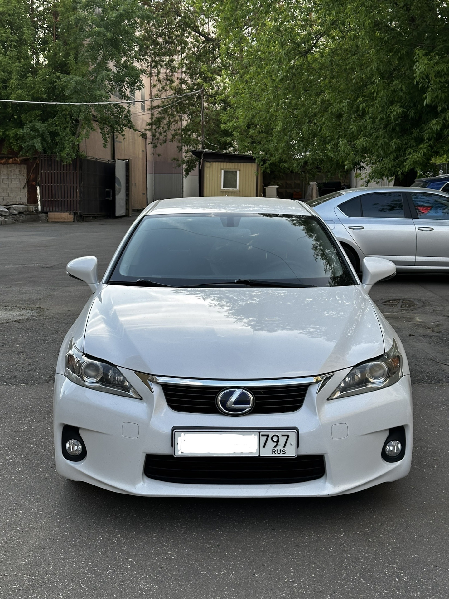 Optima Premium Bi-LED Lens, SRT Double Chip 3.0", 5500К — Lexus CT 200h ...