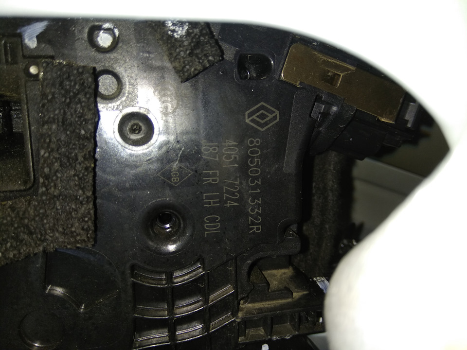 805031332R Замок двери пер л RENAULT | Запчасти на DRIVE2