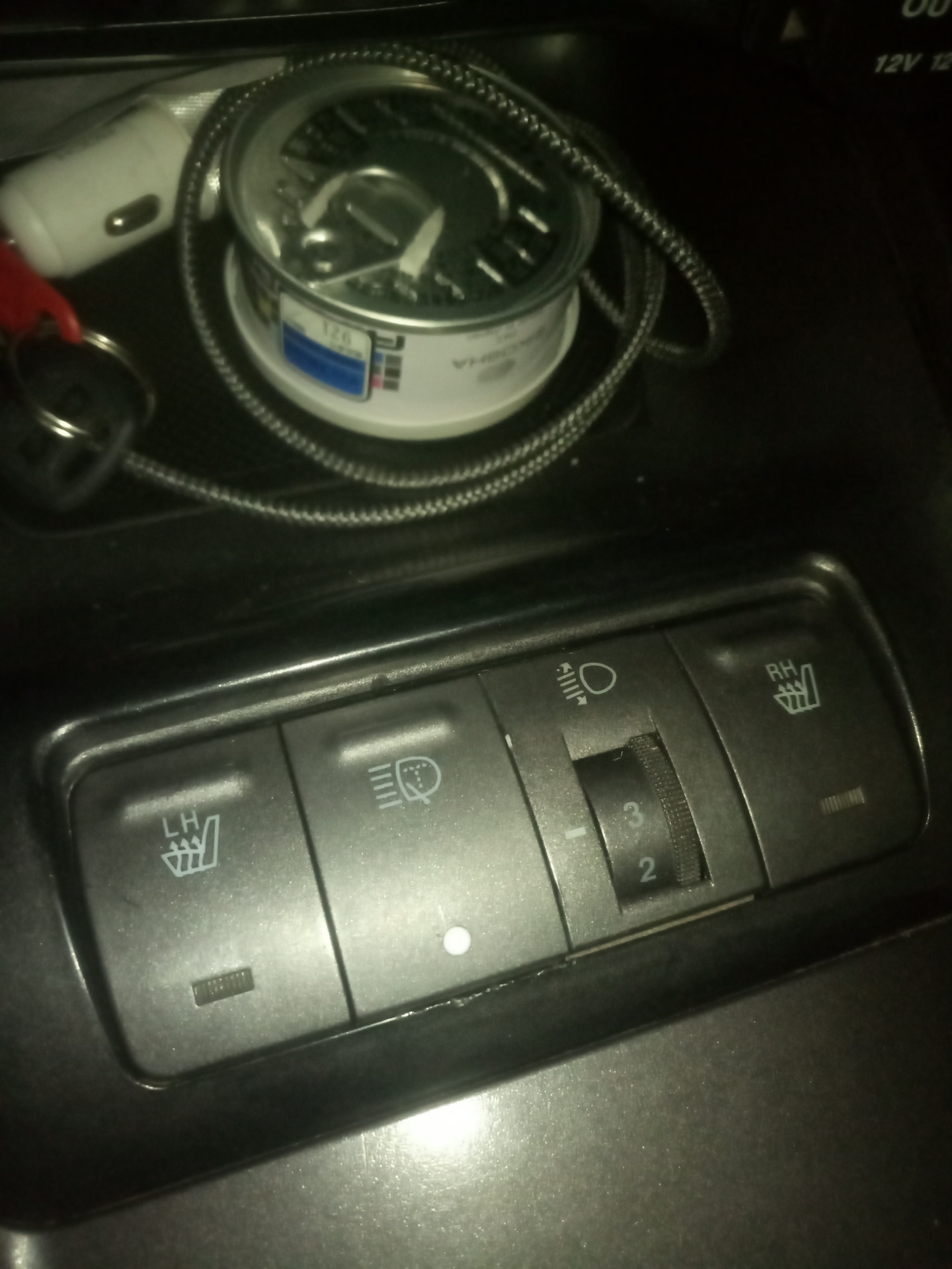 Кнопка птф — Hyundai Elantra (3G), 1,6 л, 2004 года | электроника | DRIVE2