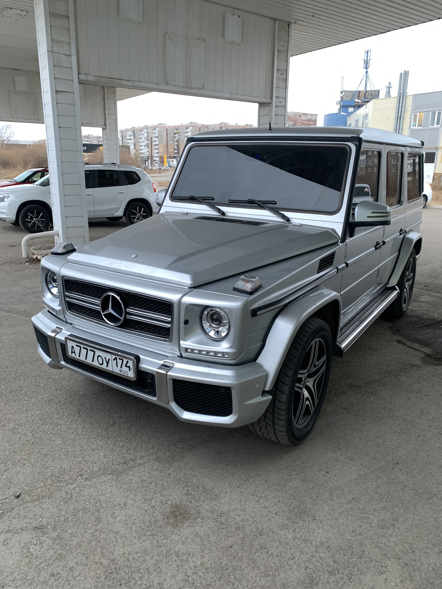Установка оригинальной оптики — Mercedes-Benz G-Class (W463 1G), 3 л, 2007 года | визит на ...