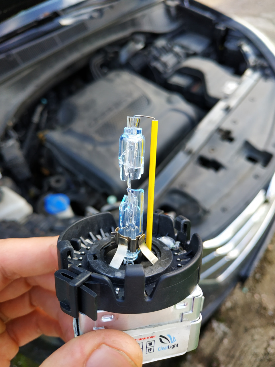 Взорвалась лампочка ксенона фирмы clearLight — Hyundai Santa Fe (3G), 2 ...