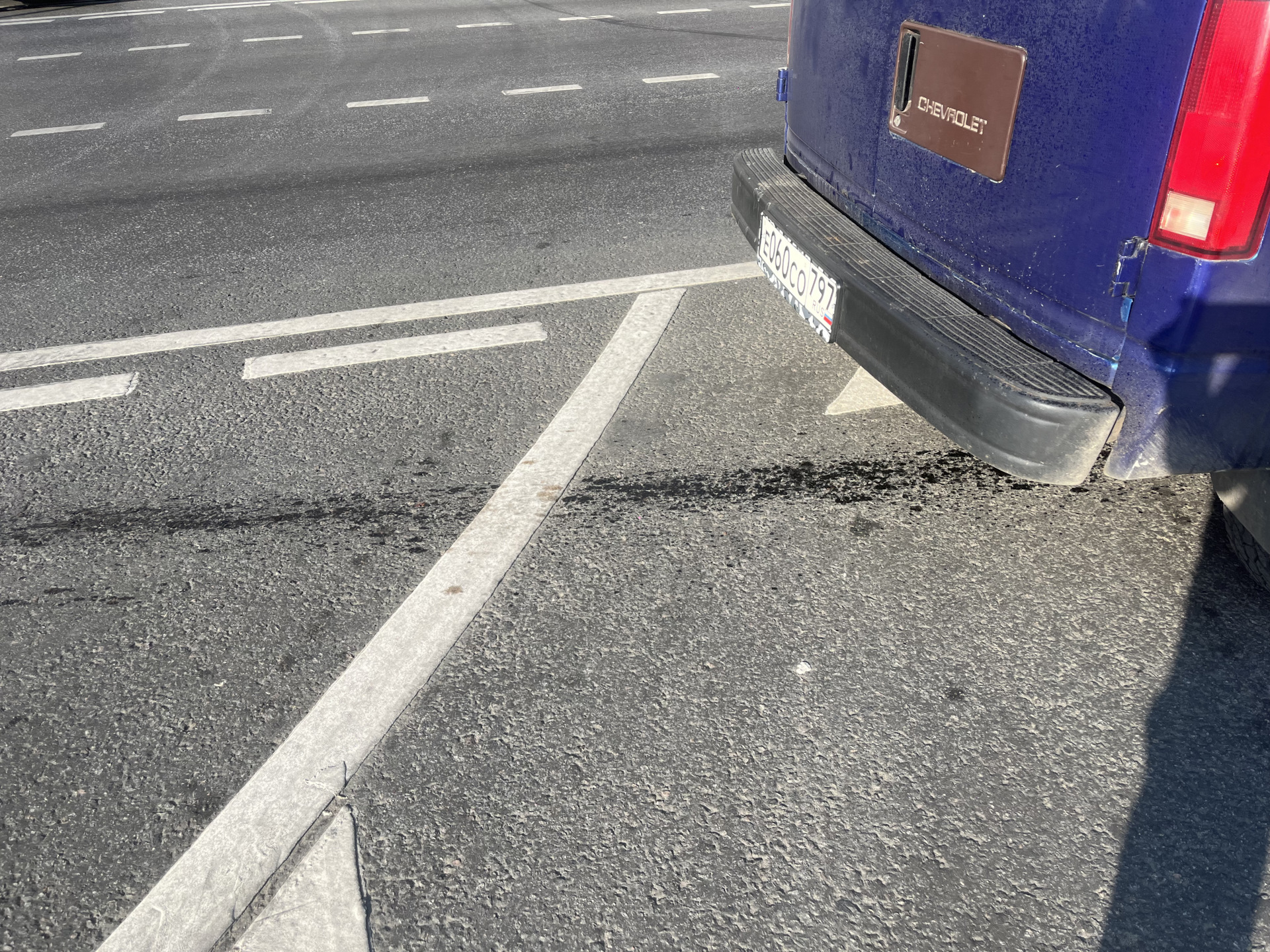 Кулак дружбы — Chevrolet Astro I, 4,3 л, 1994 года | другое | DRIVE2