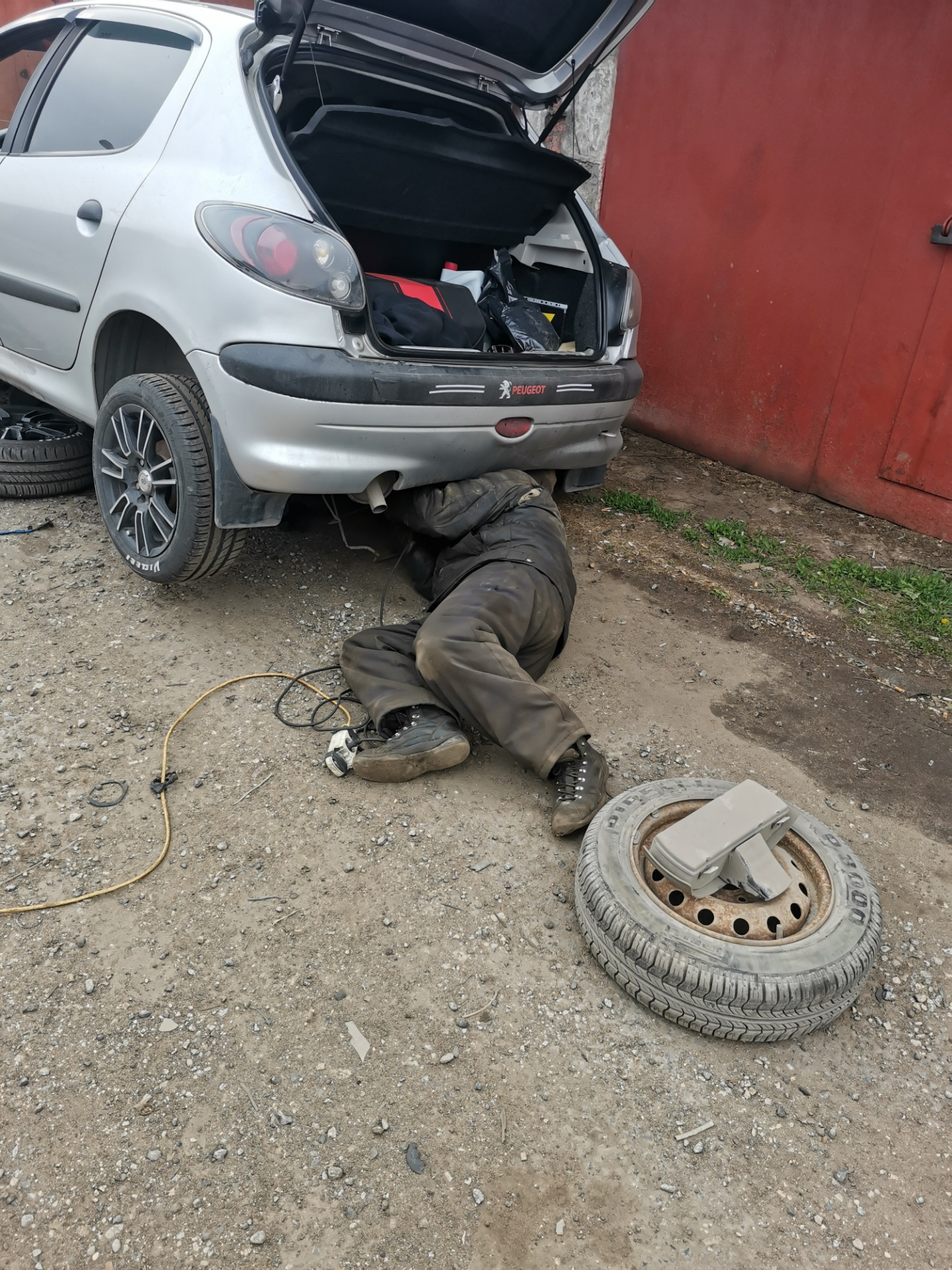 Замена сальника — Peugeot 206, 1,4 л, 2008 года | визит на сервис | DRIVE2