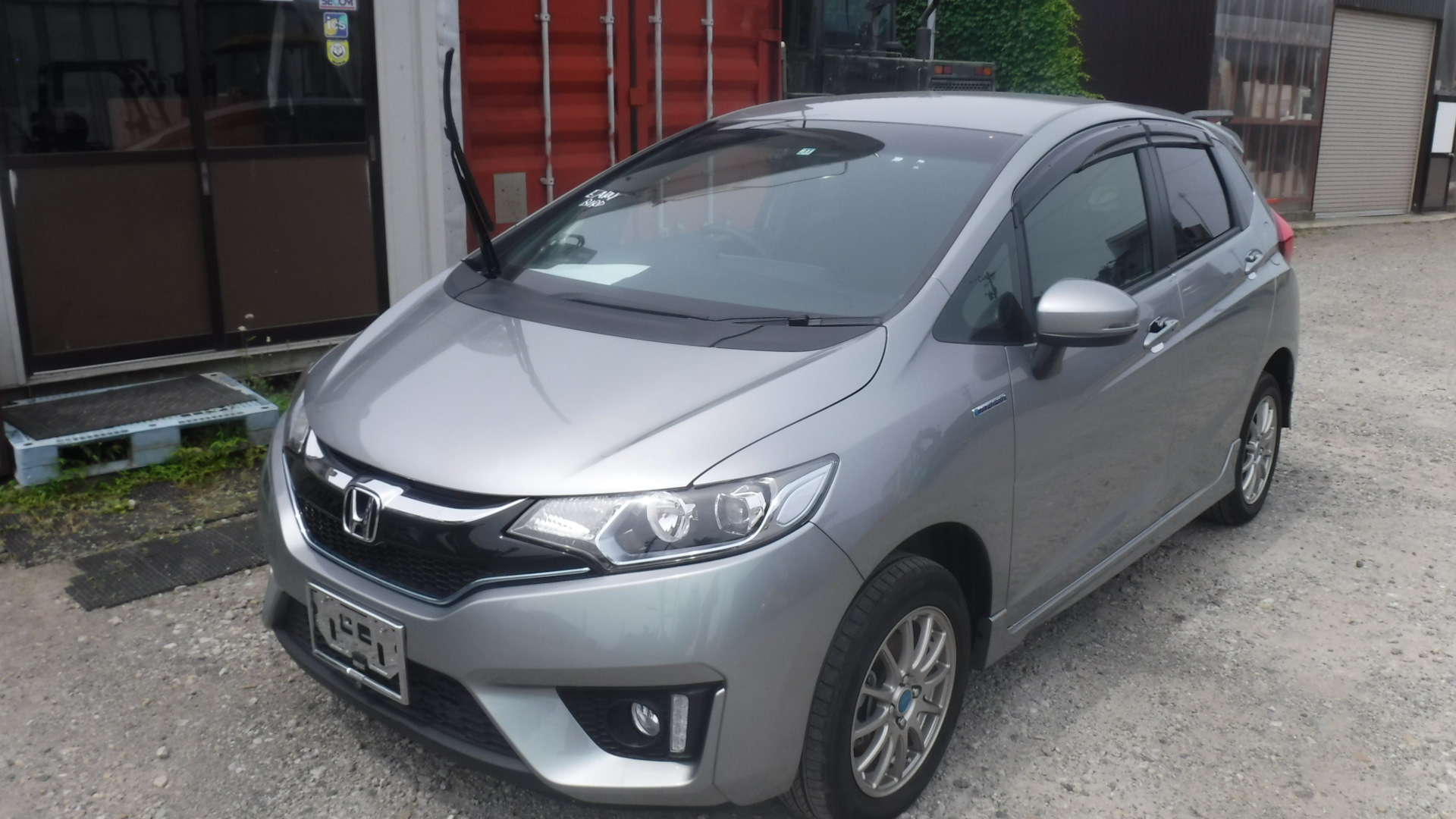 Honda Fit (3G) 1.5 гибридный 2015 | GP6 HYBRID 4WD "S" на DRIVE2