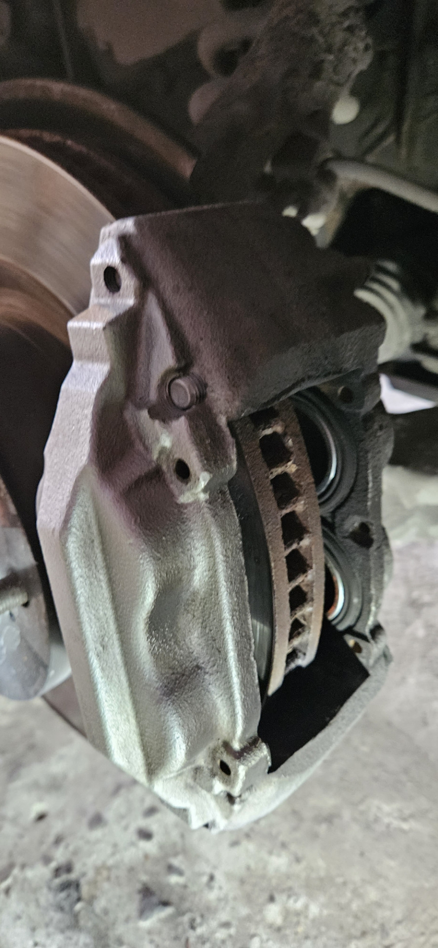 Помыл радиаторы без снятия, колодки — Toyota Land Cruiser 200, 4,5 л ...