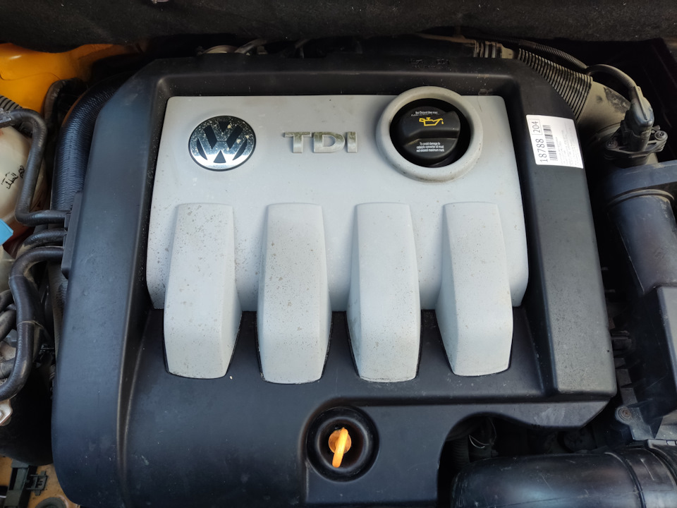 Правильная крышка, недоделано — Volkswagen Caddy (3G), 1,9 л, 2005 года ...