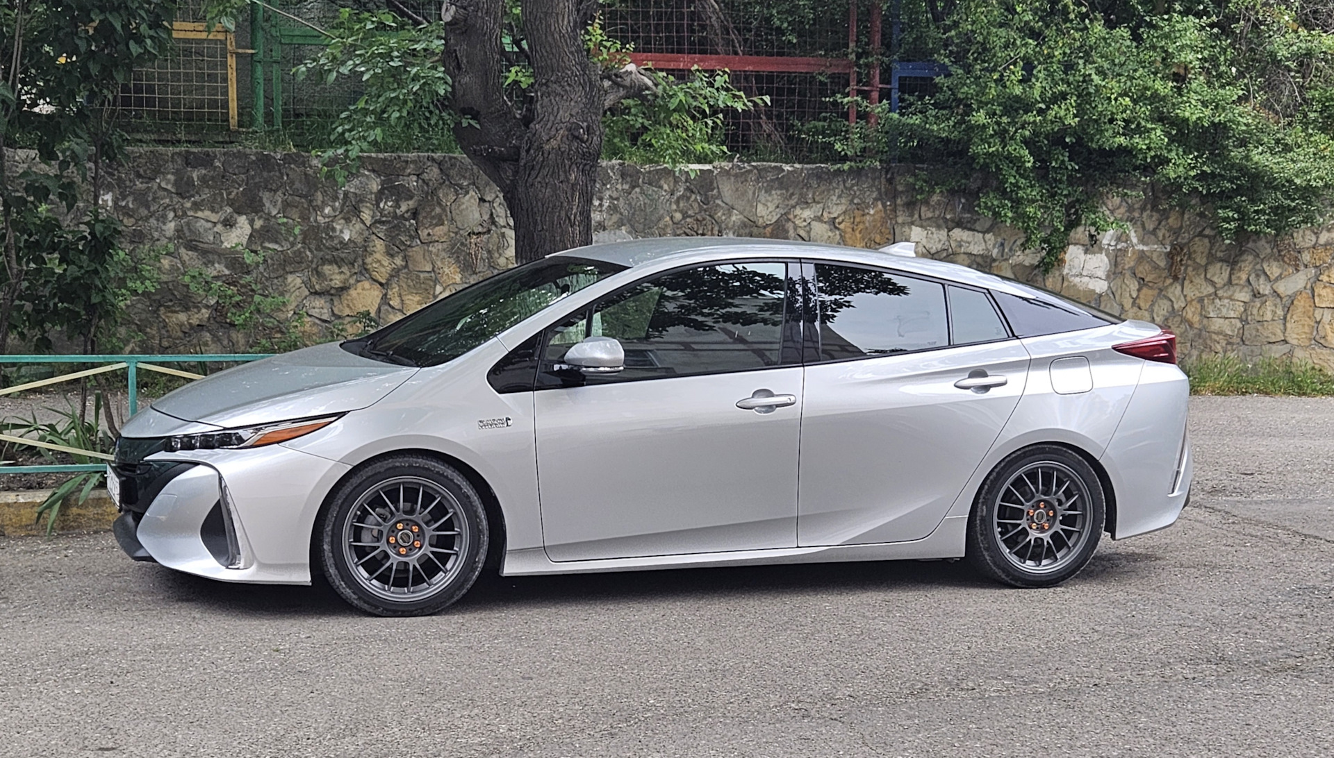 Покупка — Toyota Prius (60), 2 л, 2024 года | покупка машины | DRIVE2