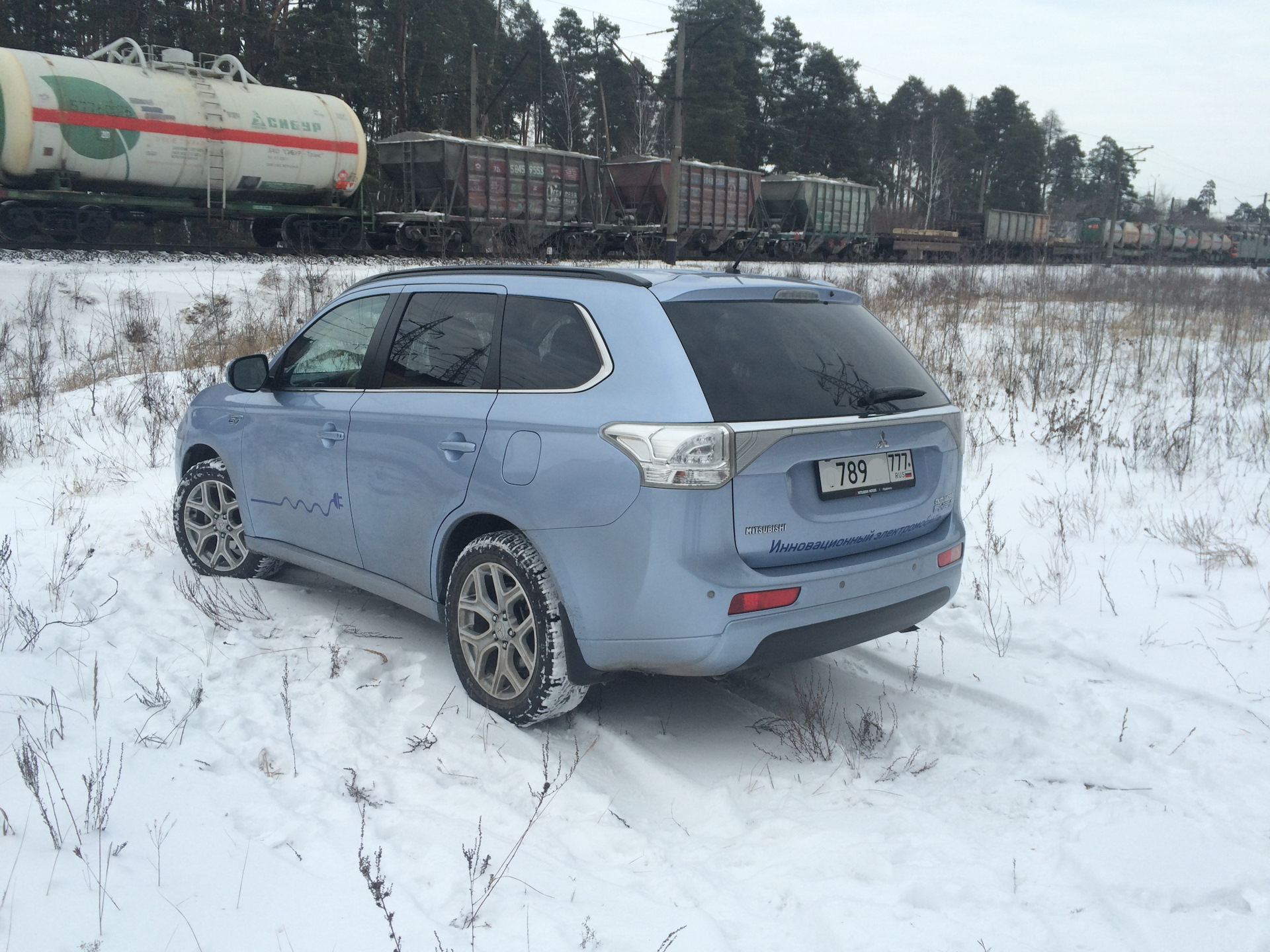 Первые фото моего авто — Mitsubishi Outlander PHEV, 2 л, 2014 года ...