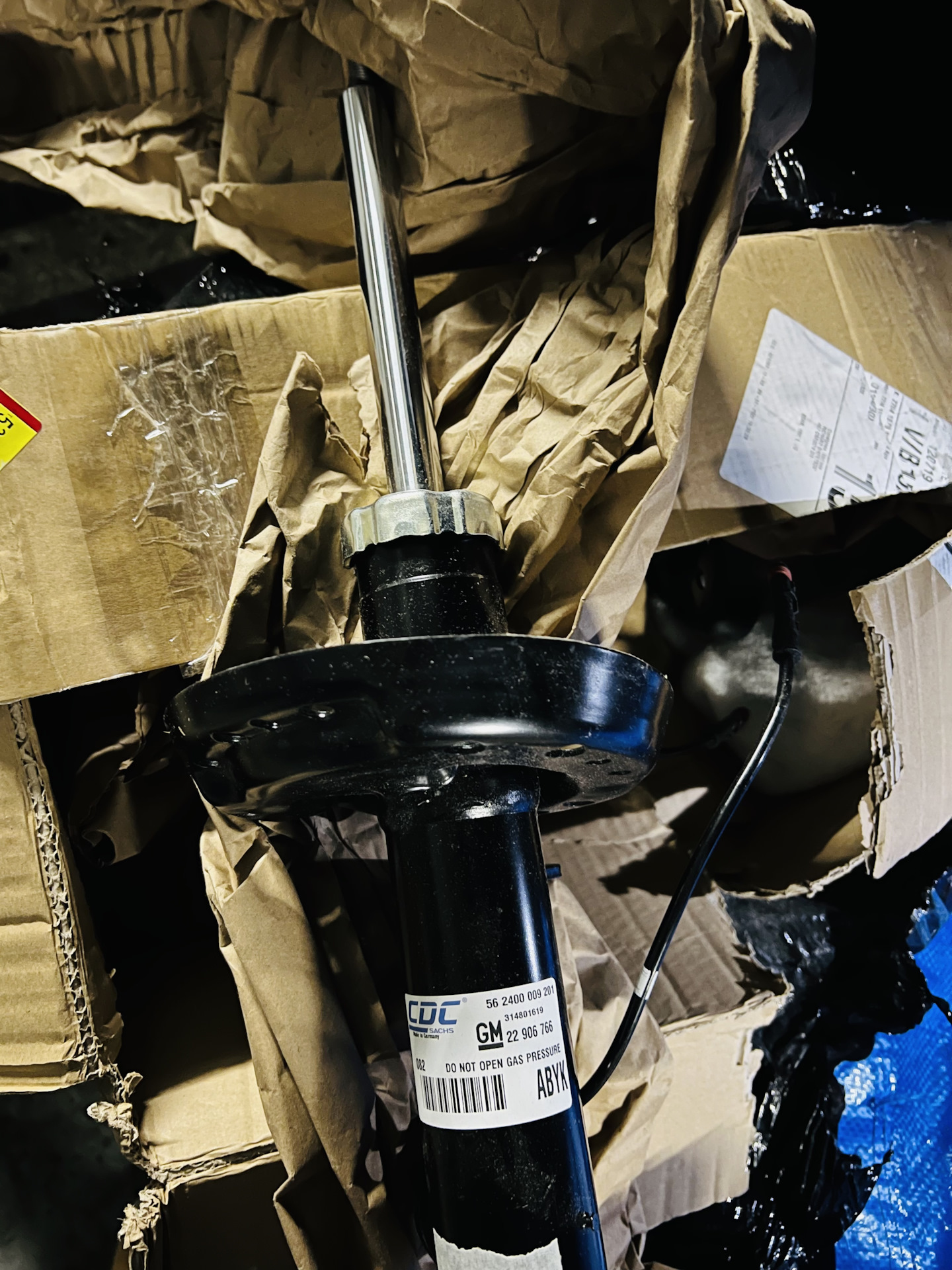 06. Резерв запчастей ELR с каталогами и бонус в паркинг — Cadillac ELR ...