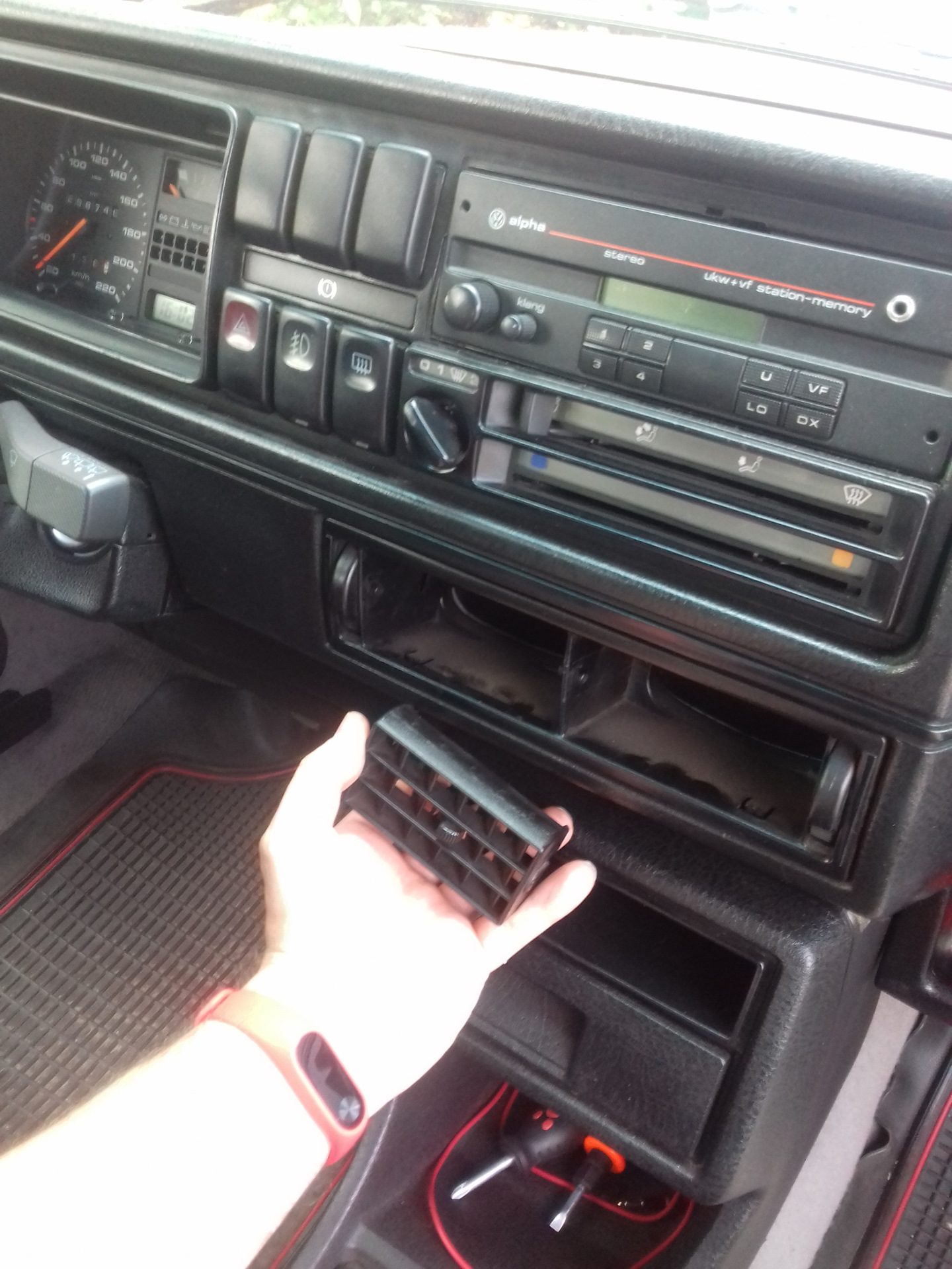 Фильтр Салона. Все по Кошруту — Volkswagen Golf Mk2, 1,8 л, 1987 года ...