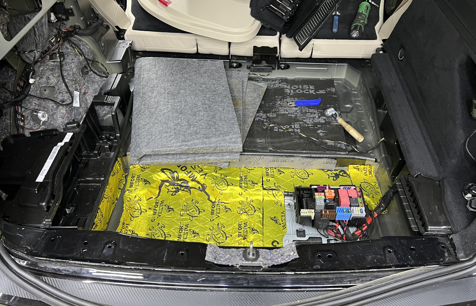 Шумка и KEYLESS-GO на GLC — Mercedes-Benz GLC-Class (X253), 2,1 л, 2016 ...