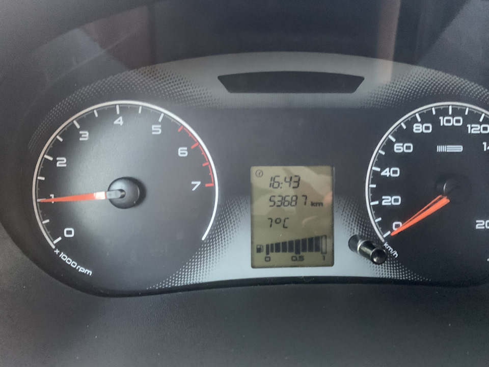 Установка датчика наружной температуры — Lada Гранта (1G), 1,6 л, 2013 ...