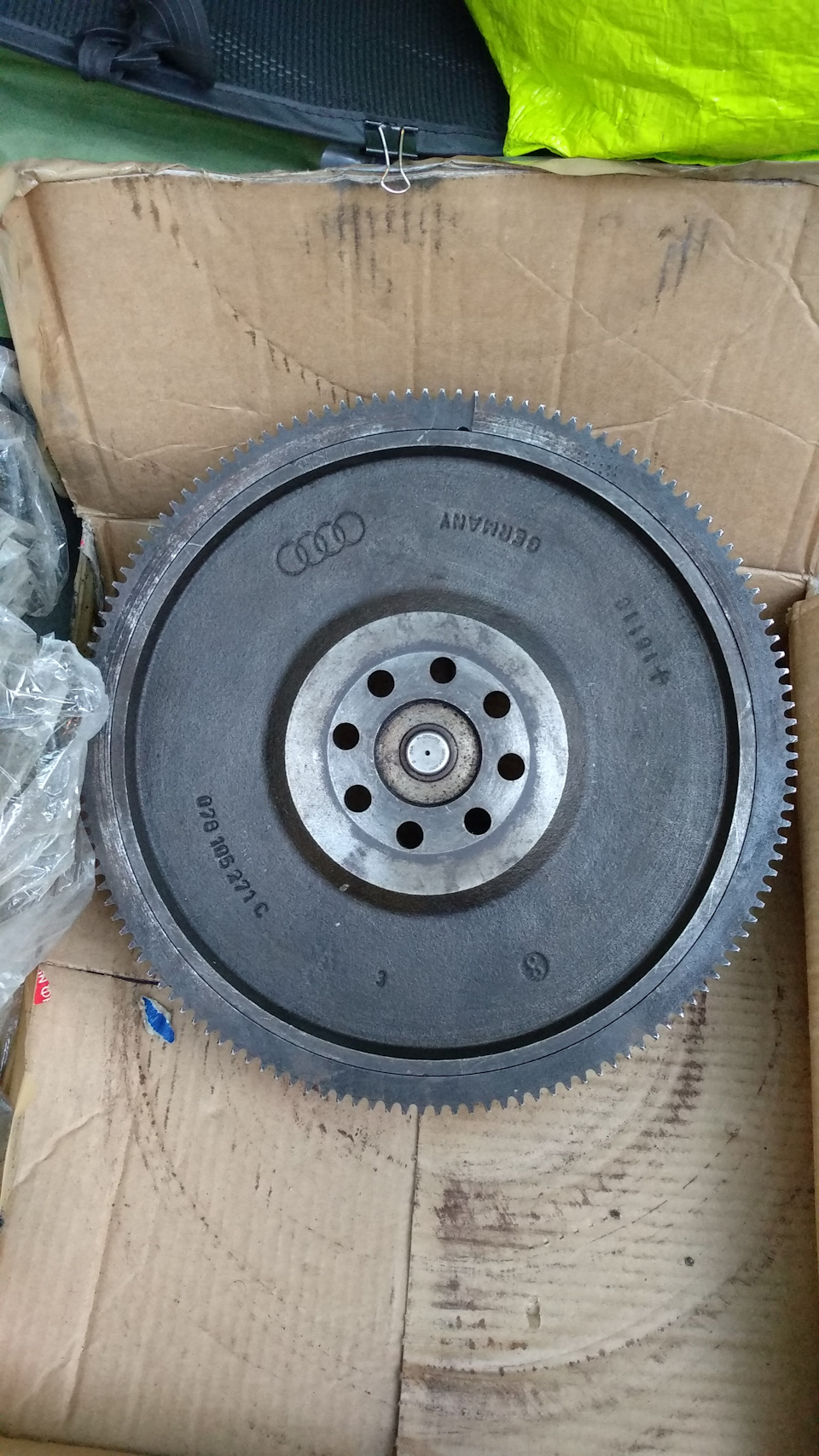 Подготовка к замене коробки — Audi S4 (C4), 2,2 л, 1994 года | запчасти ...