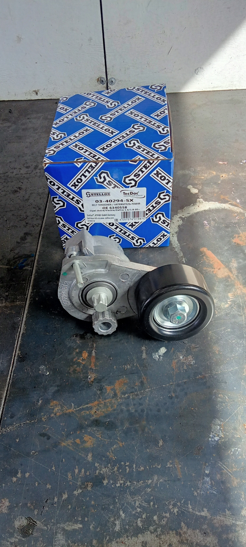 6340538 Ролик натяжителя приводного ремня / 2.5-3.2XE, SE Opel ...