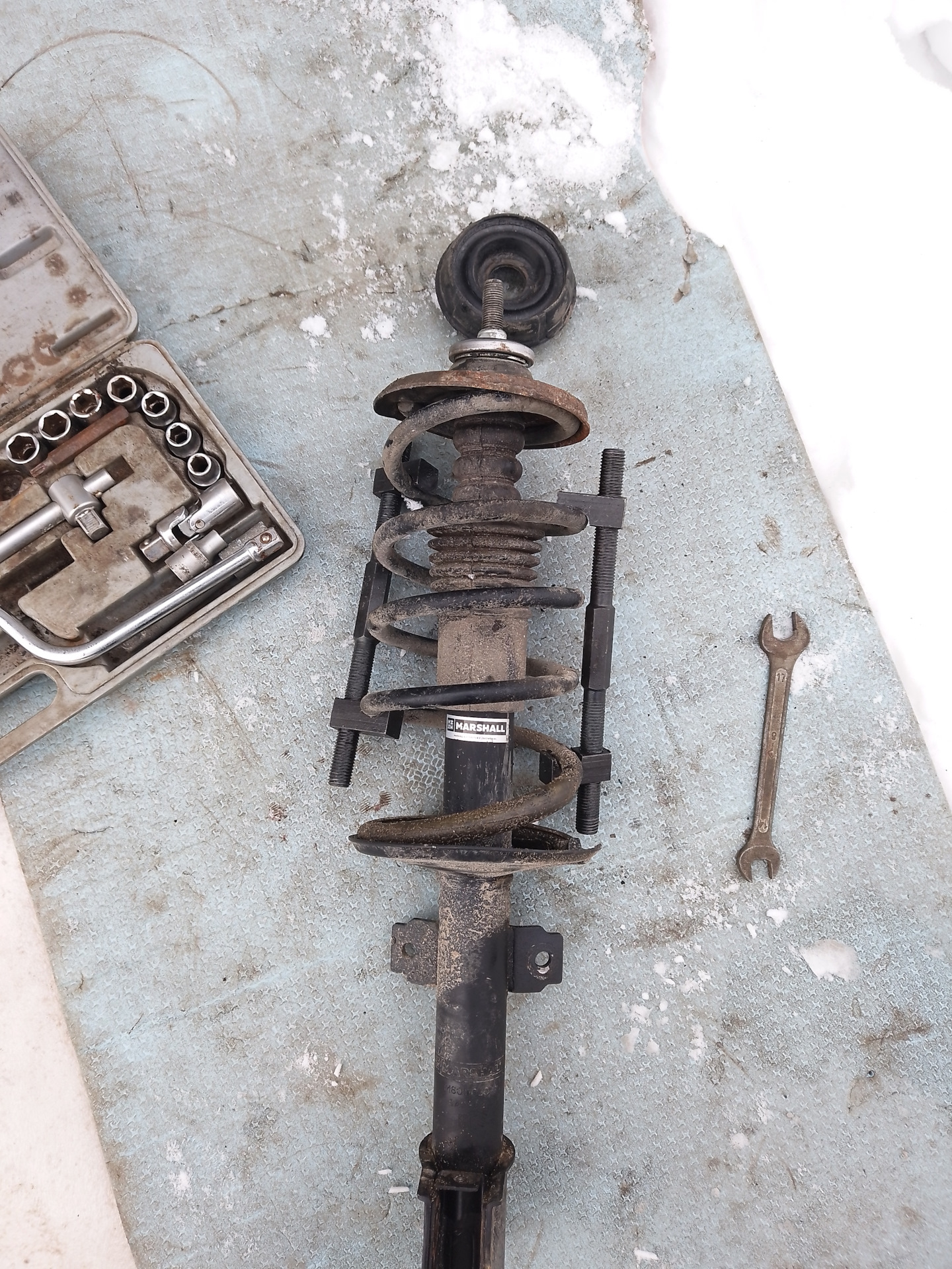 Как не надо собирать стойку с амортизатором Маршал — Renault Kaptur ...