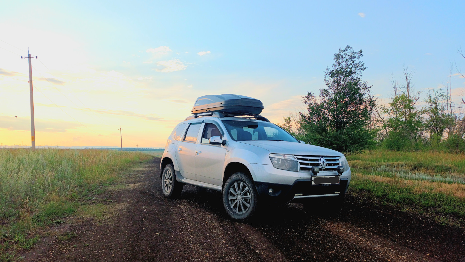 Renault Duster (1G) 2.0 бензиновый 2013 | Light Expedition на DRIVE2