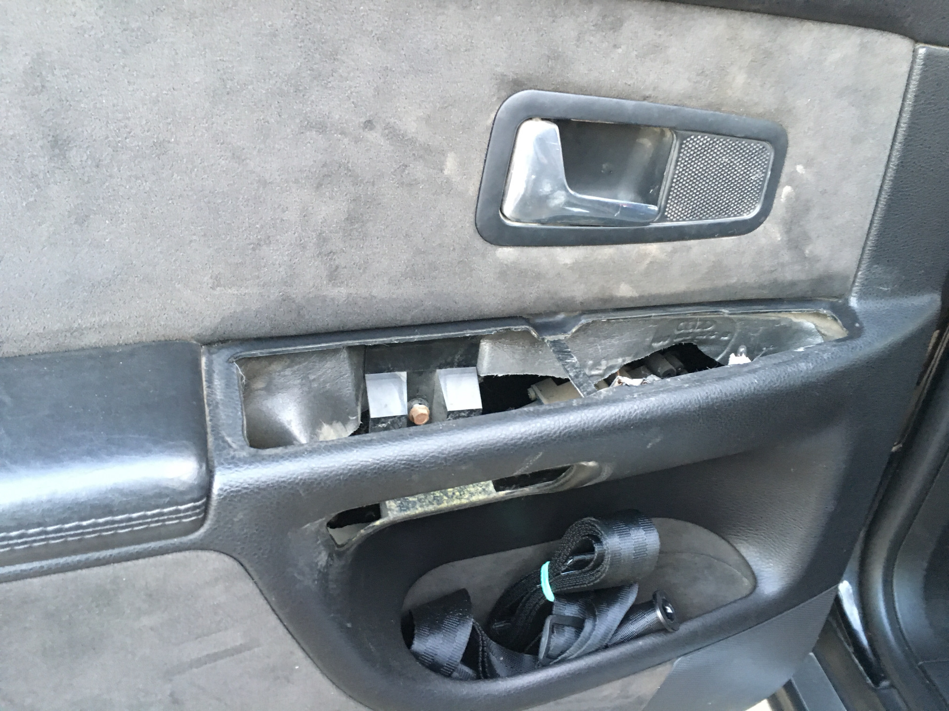 Шумка моторного отсека — УАЗ 3909, 2,4 л, 1997 года | своими руками | DRIVE2