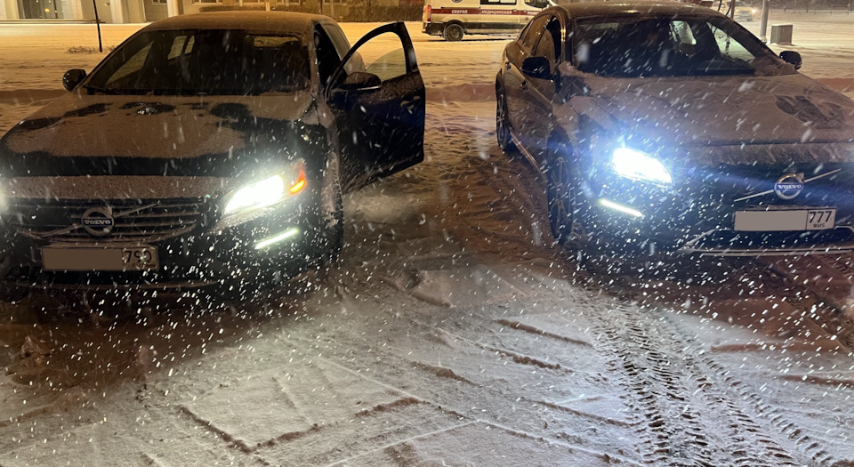 Led в ближний свет — Volvo S60 Cross Country, 2,5 л, 2015 года ...