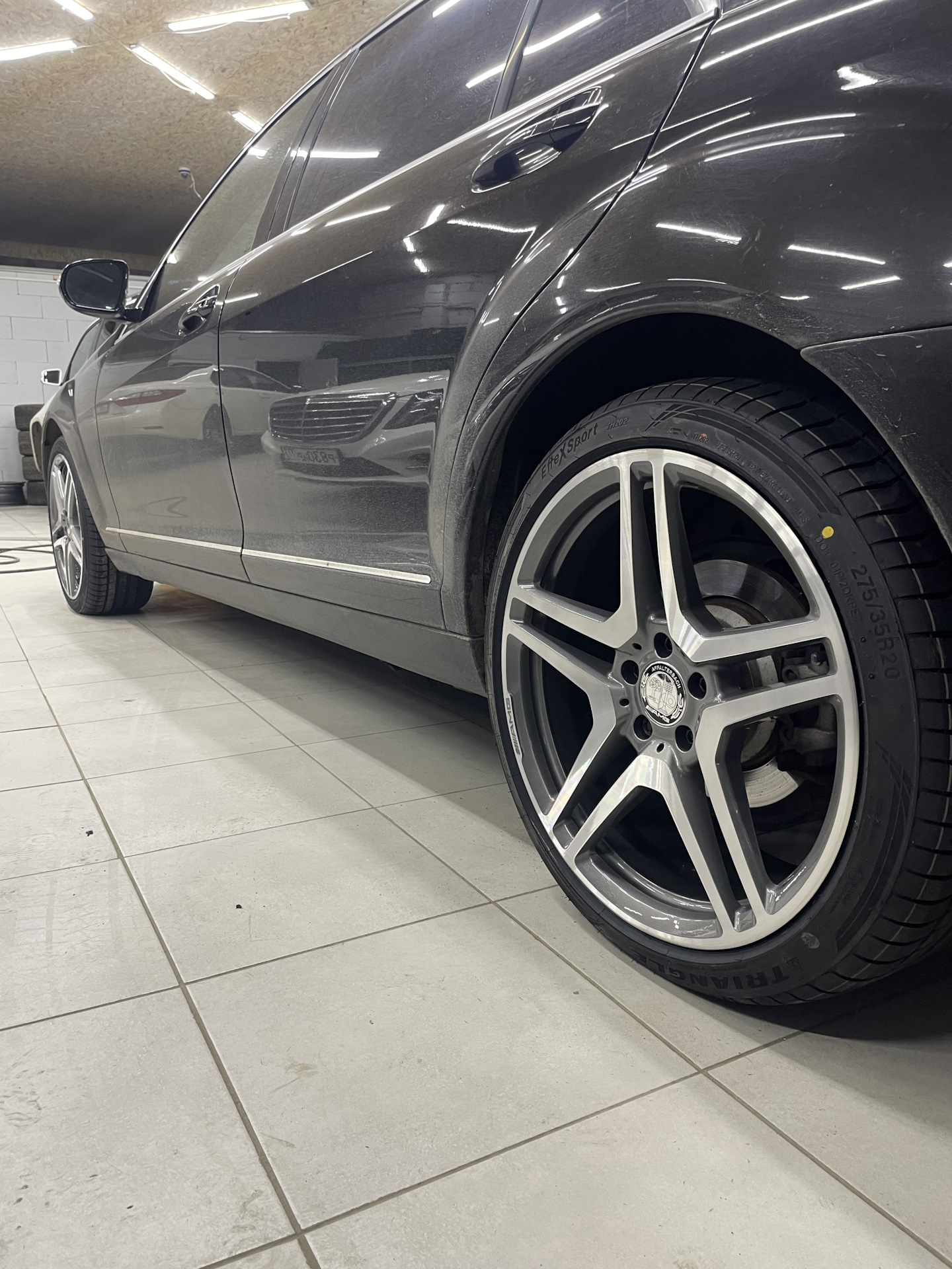 Оригинальная ковка R20 AMG и разноширокая резина на 4 matic — Mercedes ...