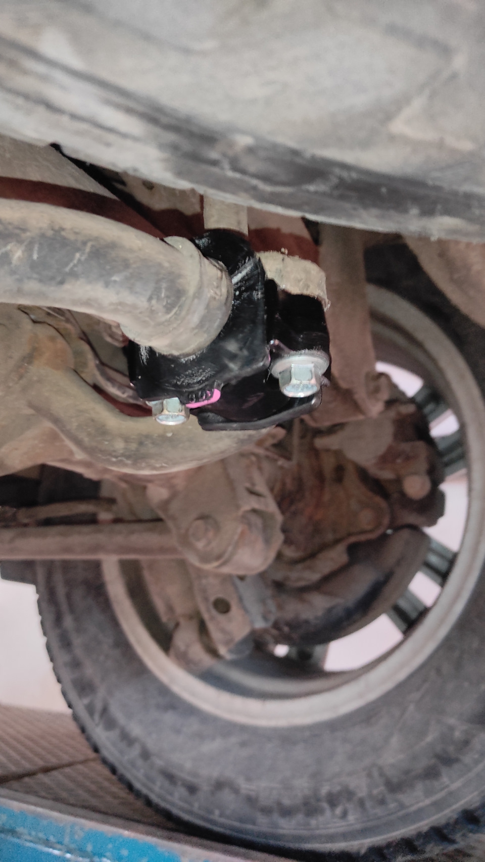 Модернизированные втулки стабилизаторов — Toyota Land Cruiser Prado 150 ...