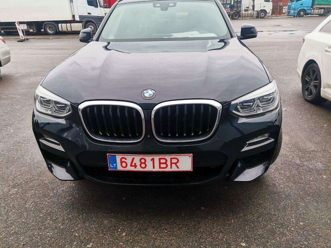 01. Замена "гриля" и насадок выхлопных труб — BMW X3 (G01), 3 л, 2018 ...