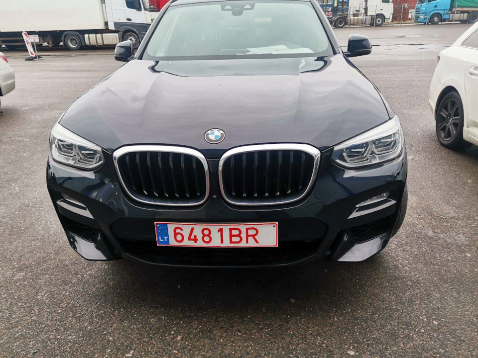 01. Замена "гриля" и насадок выхлопных труб — BMW X3 (G01), 3 л, 2018 ...