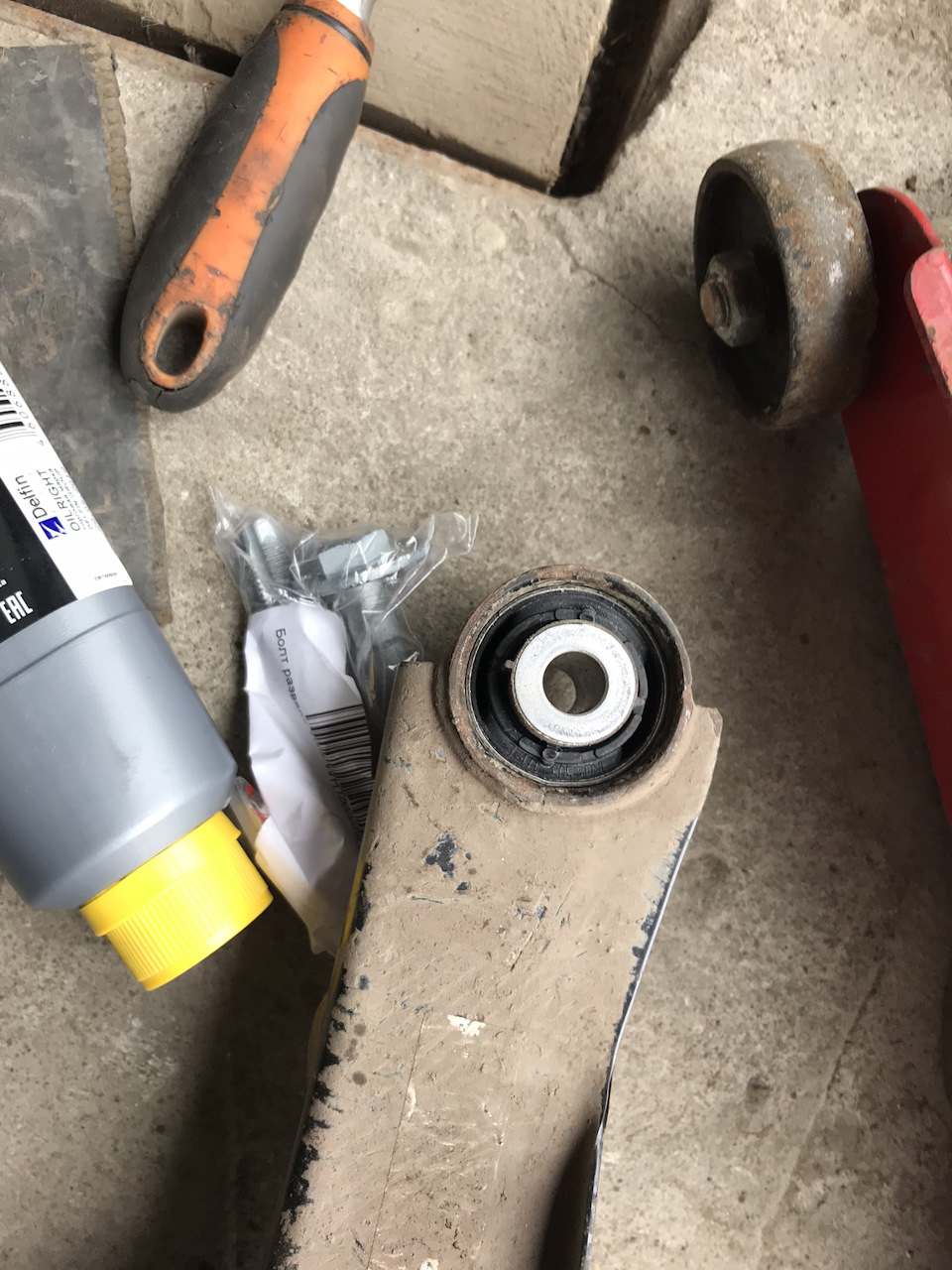 2991701 Сайлентблок рычага подвески LEMFORDER | Запчасти на DRIVE2