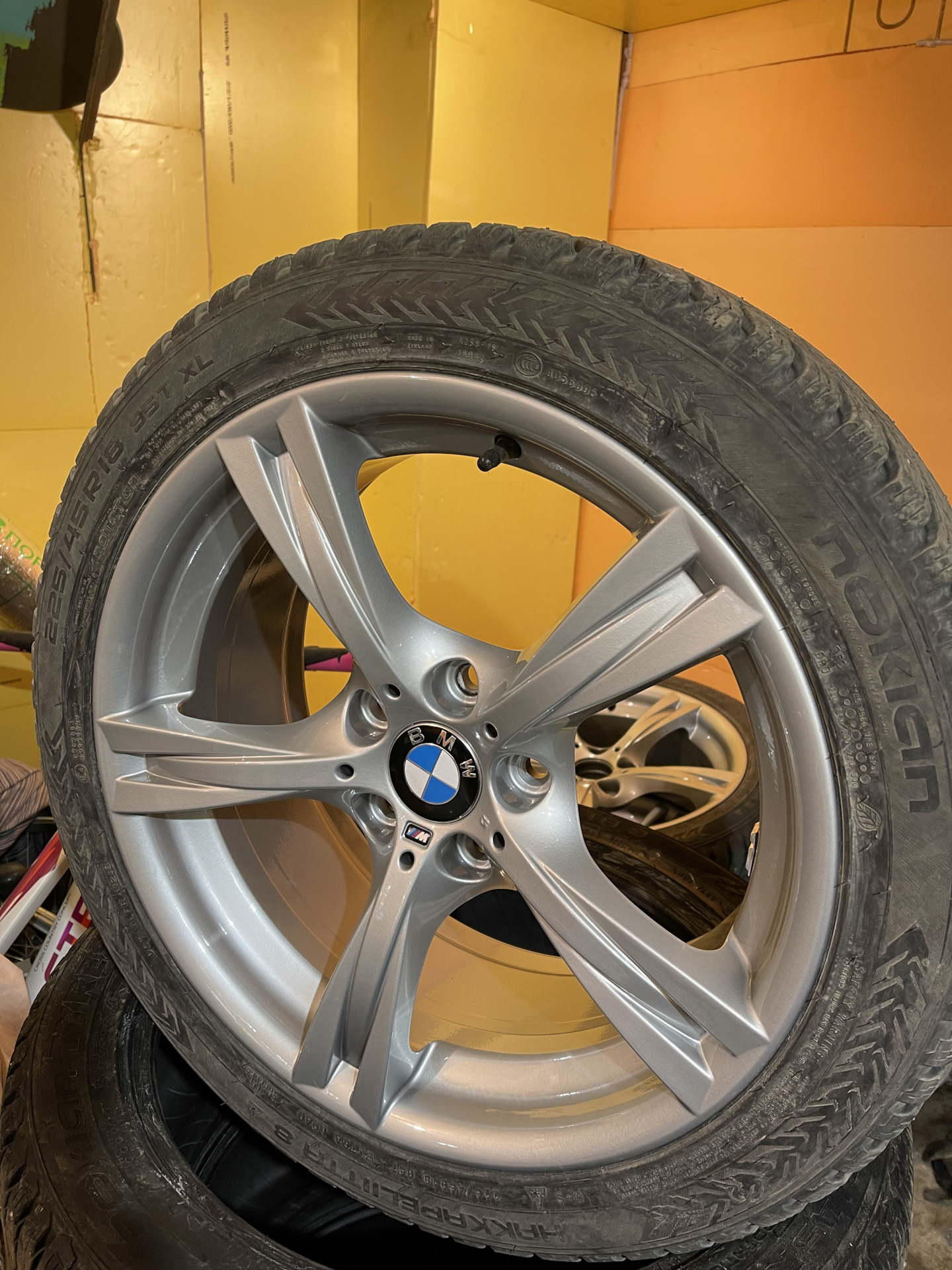 Диски от Z4 на зиму, ранняя переобувка — BMW 3 series (F30), 2 л, 2018 ...