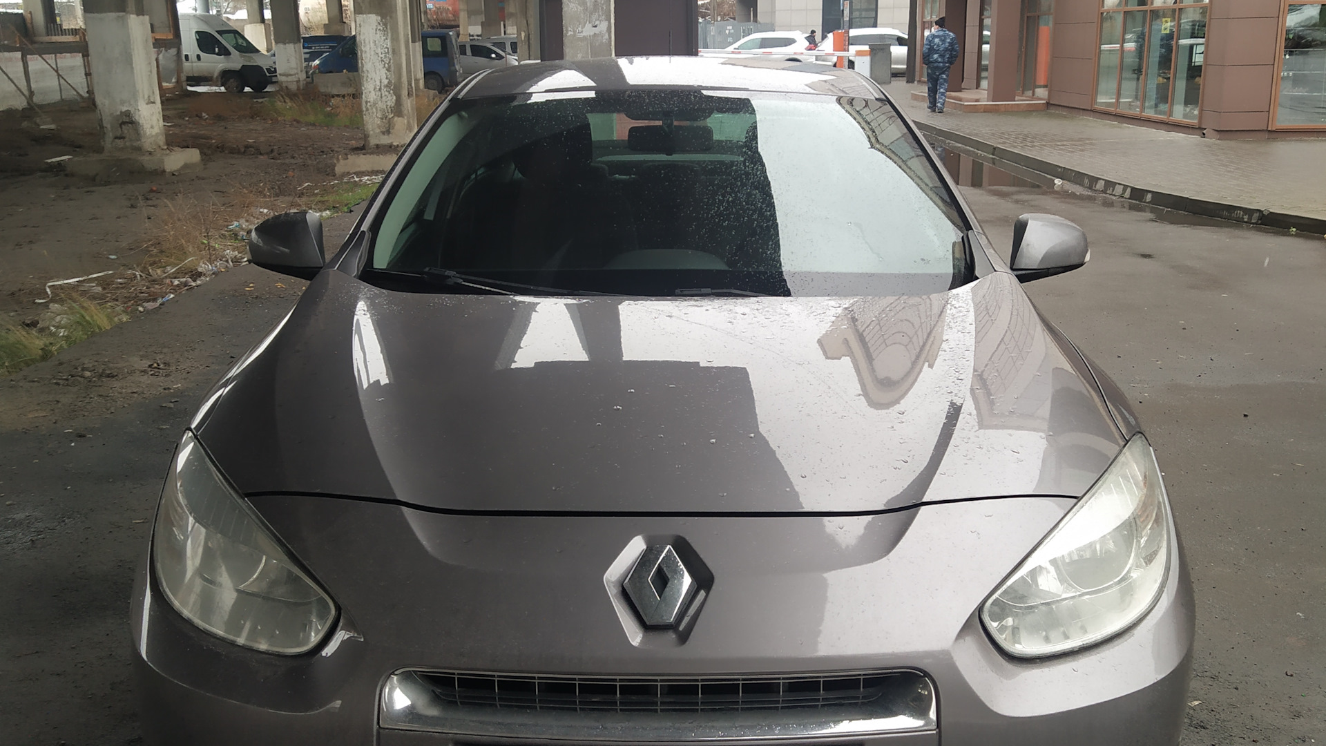 Renault Fluence 1.6 бензиновый 2010 | на DRIVE2
