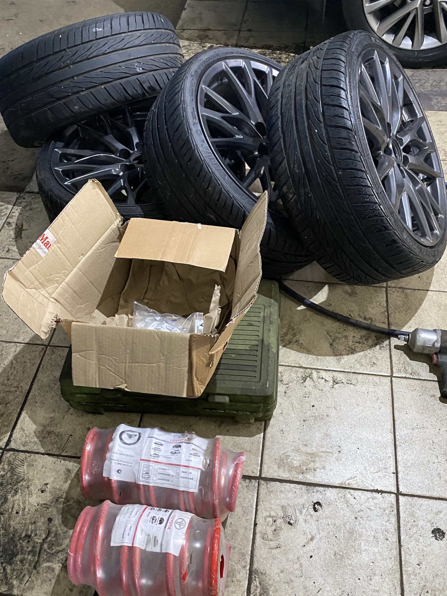 Переобулся… — Toyota Camry (XV50), 2,5 л, 2016 года | шины | DRIVE2