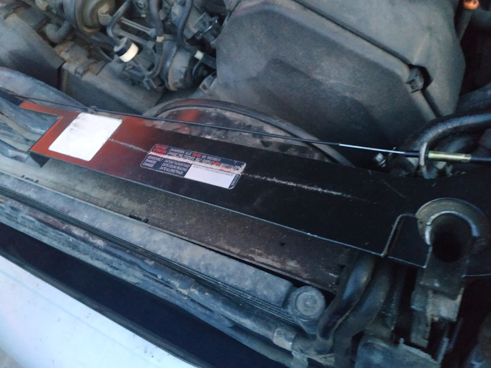 Трос капота — Audi A8 (D2), 3,7 л, 2002 года | своими руками | DRIVE2