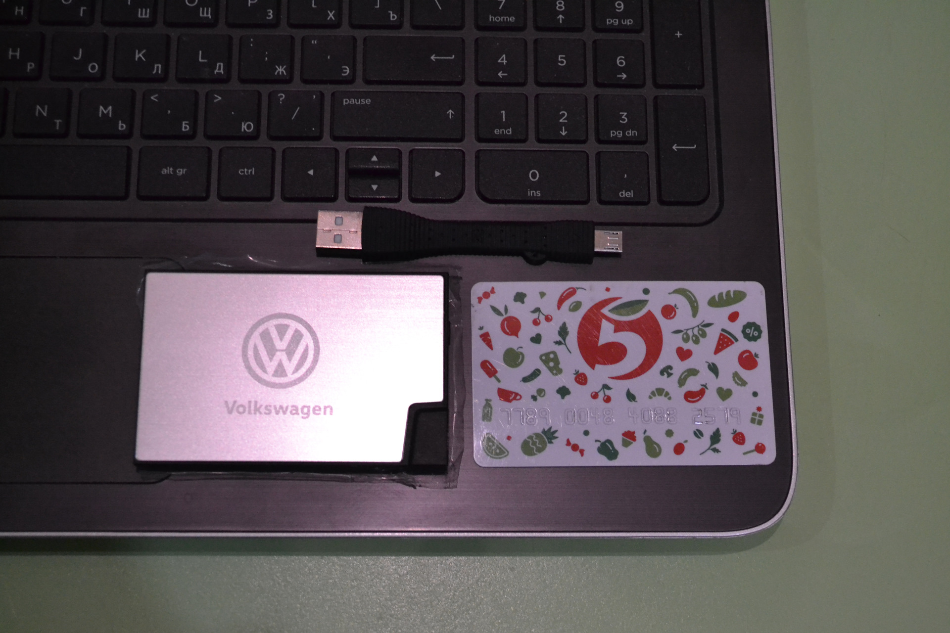 Powerbank VW — Volkswagen Golf Mk7, 1,2 л, 2013 года | аксессуары | DRIVE2