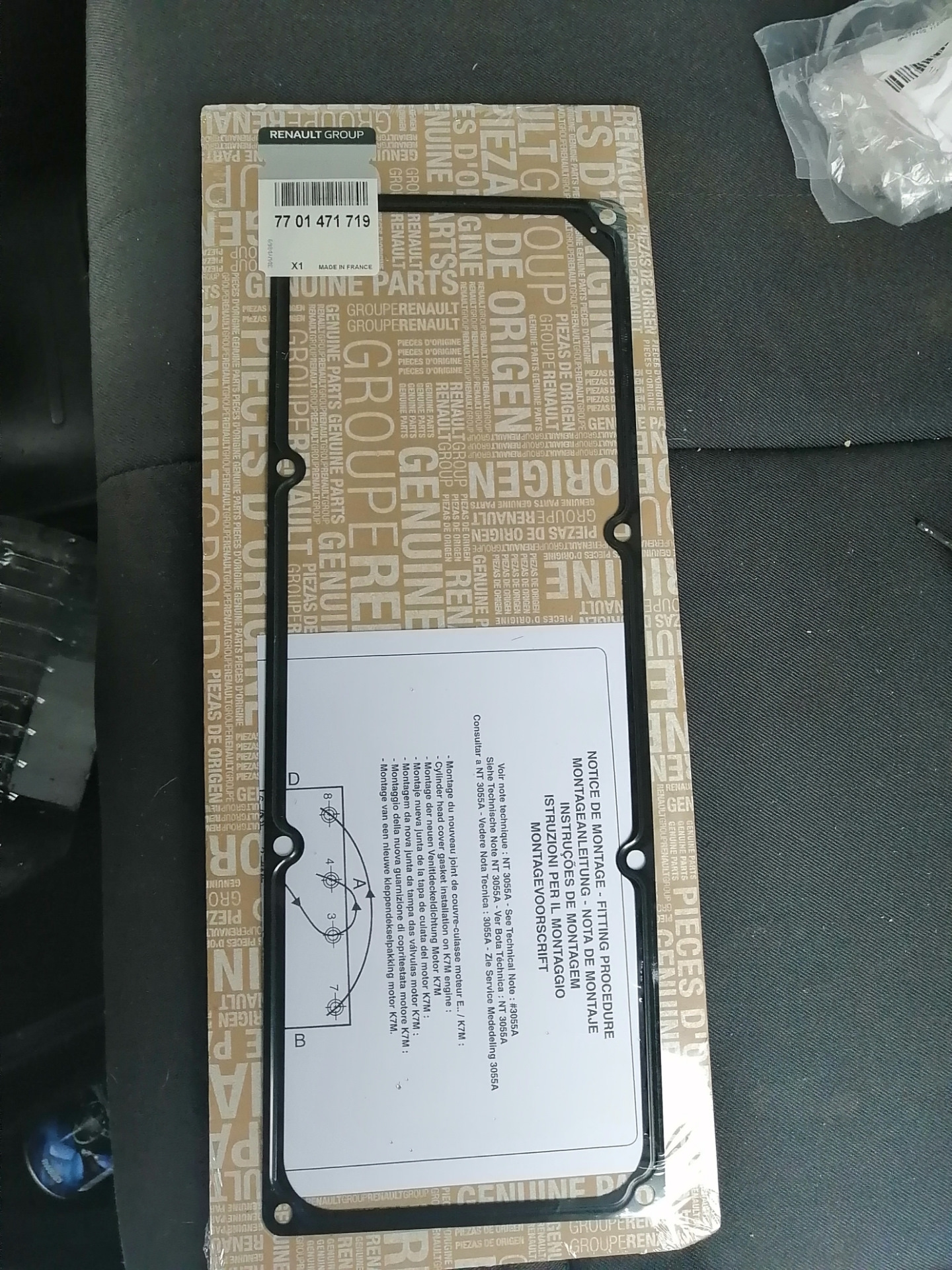 Замена болтов клапанной крышки, устранение косяков автосервиса ...