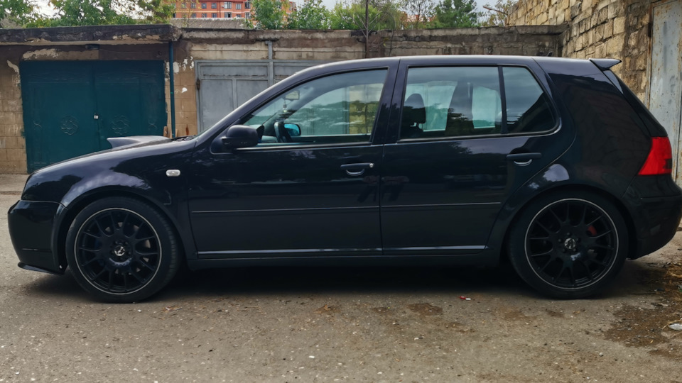 Volkswagen Golf R Mk4 2.0 бензиновый 2001 | на DRIVE2